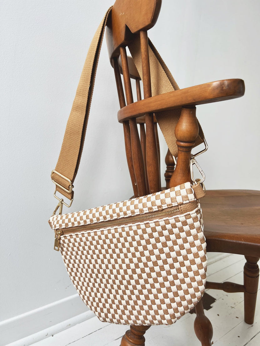 Woven Crossbody – Spring Sweet